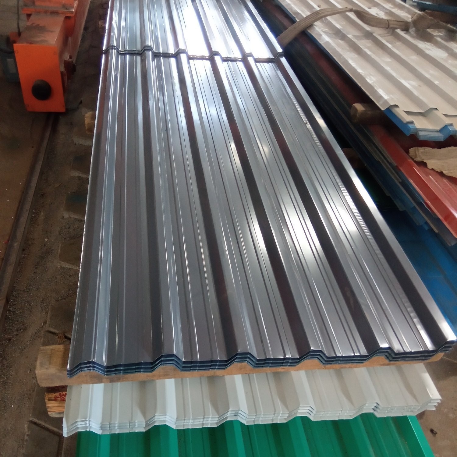 Jual Atap Galvalum Tahan Karat & Ringan | PlatGelombang.Besi.co.id